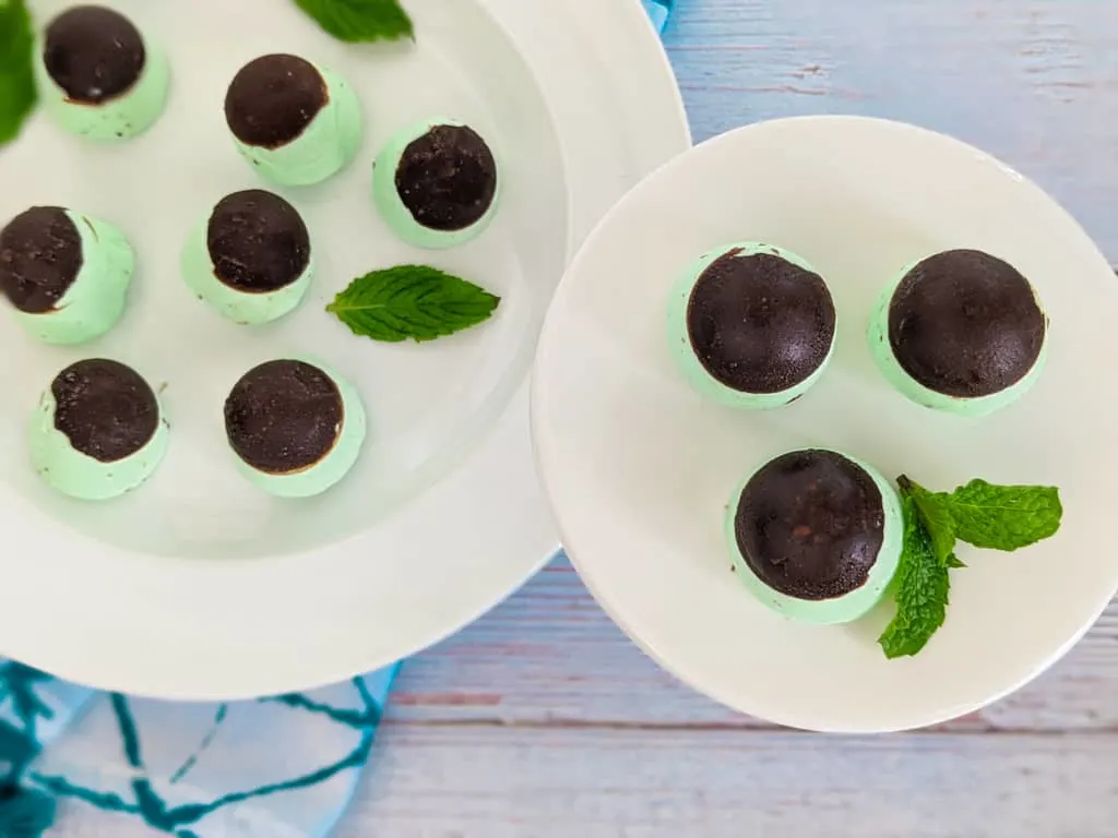 Peppermint Cream Cheese Fat Bombs (Keto Andes Mint) · Fittoserve Group