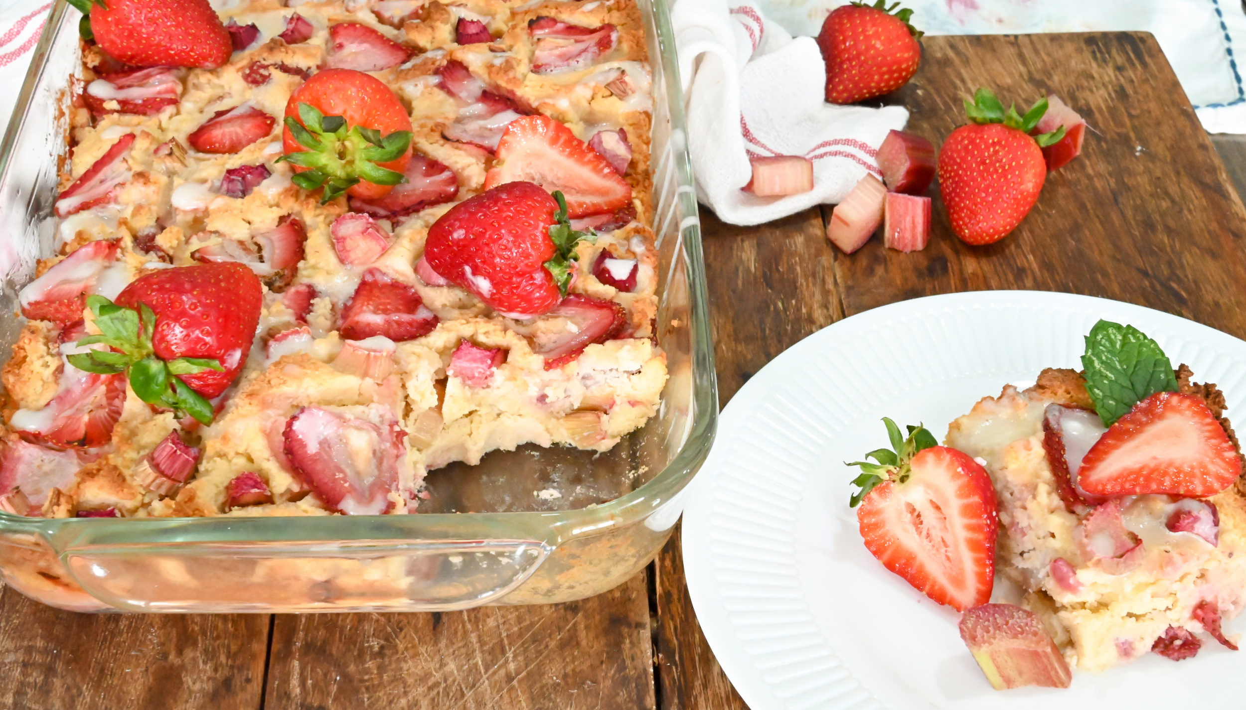 Keto Strawberry Rhubarb Cake · Fittoserve Group
