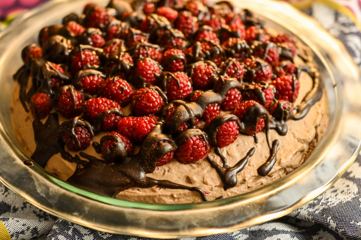 Keto No-Bake Raspberry Chocolate Icebox Pie · Fittoserve Group